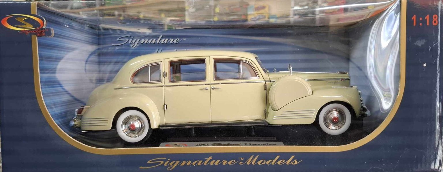 RoadSignature 1:18 scale diecast – 1941 Packard Limousine – #18128T ...